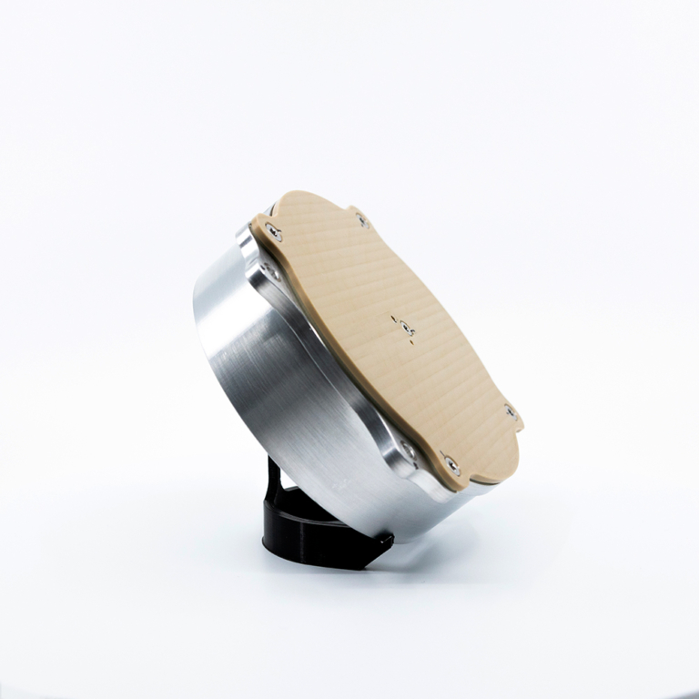 Compact Wideband Antennas | Anywaves, Space Antenna Makers